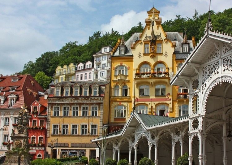 From Prague: Karlovy Vary Full-Day Tour - Authentic Experiences & Potential Drawbacks