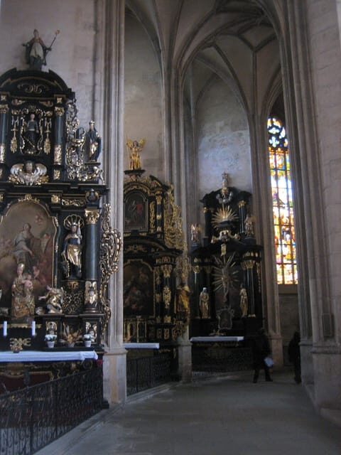 From Prague: Kutna Hora Walking Tour & St. Barbara Cathedral - Practical Tips for Travelers