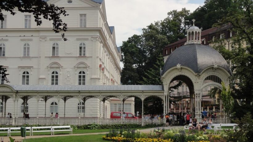 From Prague: Private Karlovy Vary & Crystal Factory Tour - FAQ