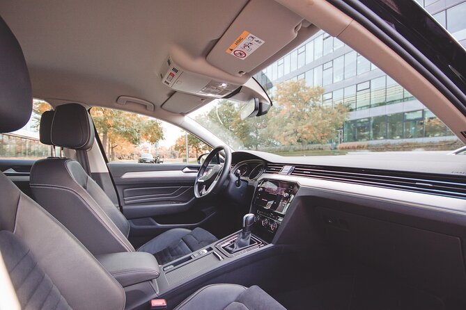 From Prague to Passau - Private Transfer by LIMOUSINE 3+1pax - The Stops and Flexibility