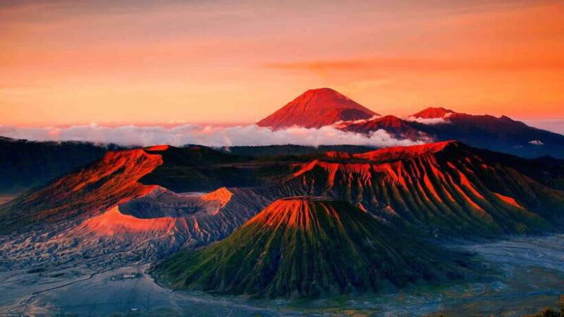 From Probolinggo: Mount Bromo Sunset Tour by Land Cruiser - Key Points