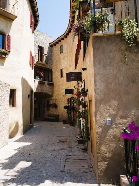 From Puebla: CHAUTLA AND VAL'QUIRICO PRIVATE TOUR - A Day in Puebla’s Enchanting Surroundings