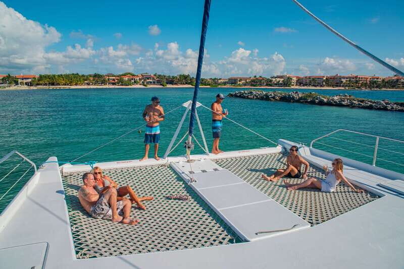 From Puerto Aventuras: Share Catamaran Tour - Key Points