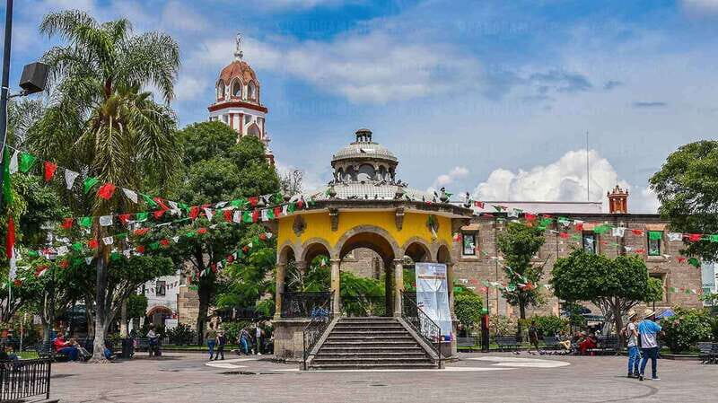 From Puerto Vallarta: Guadalajara, Tequila and Tlaquepaque - Authentic Experiences and Authentic Value