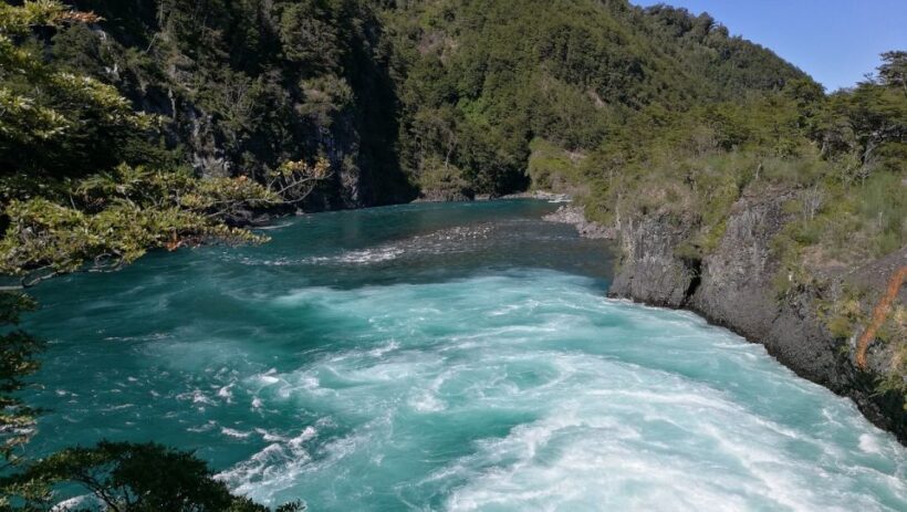 From Puerto Varas: Osorno Volcano & Petrohue Falls Day Tour - What Travelers Can Expect: Transport, Timing, and Atmosphere