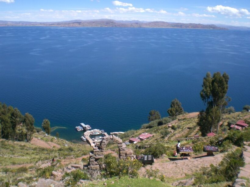 From Puno: Full-Day Uros Taquile Sillustani Tour - Key Points
