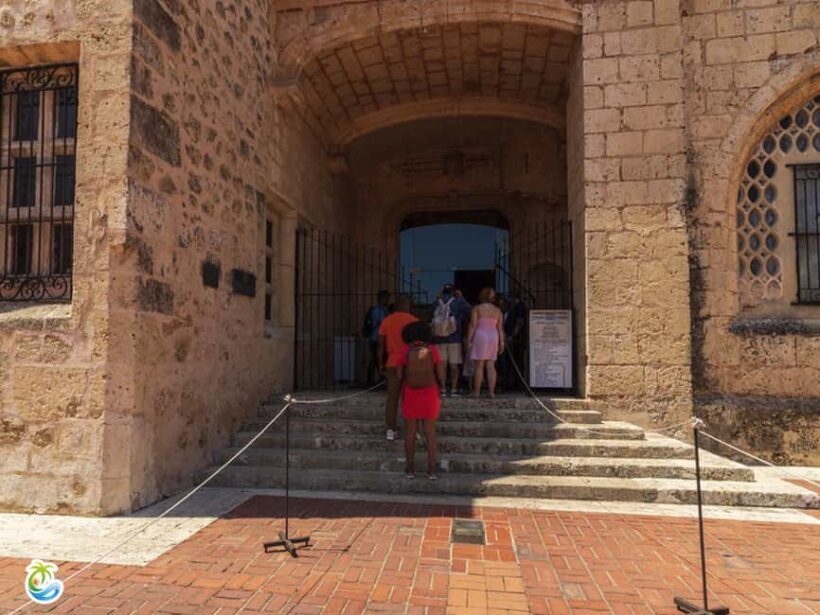 From Punta Cana: Santo Domingo City Tour - Key Points