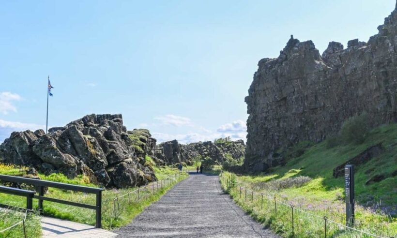 From Reykjavík: Full-day Golden Circle & Horse Riding Tour - Practical Details and Tips