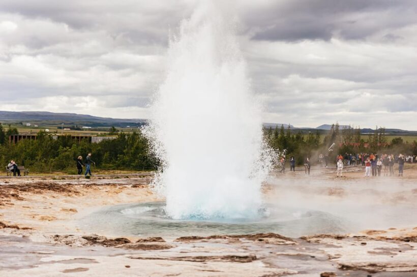 From Reykjavík: Golden Circle Tour and Silfra Snorkeling - Key Points
