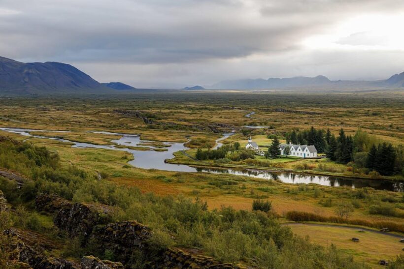 From Reykjavik: Golden Circle Tour with Gullfoss and Geysir - Key Points