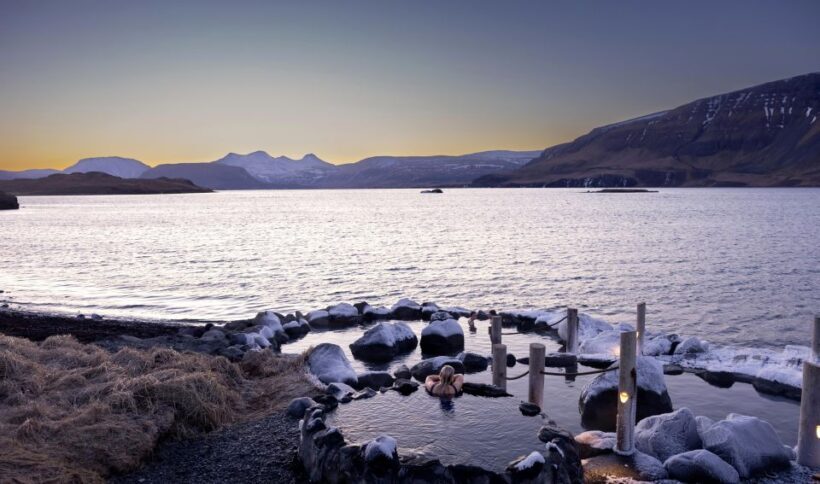 From Reykjavik: Hvammsvík Hot Spring with Transportation - FAQ