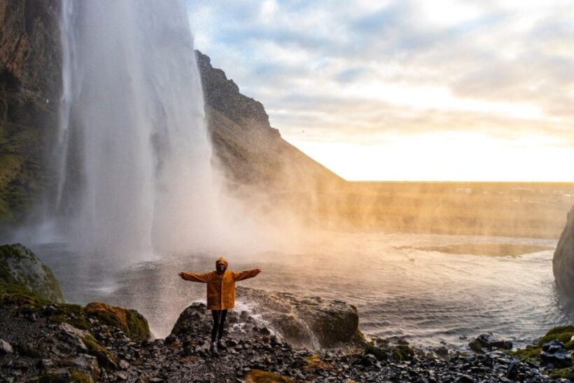 From Reykjavik: South Coast Tour & DC-3 Plane Wreck - Sólheimajökull Glacier & Lagoon