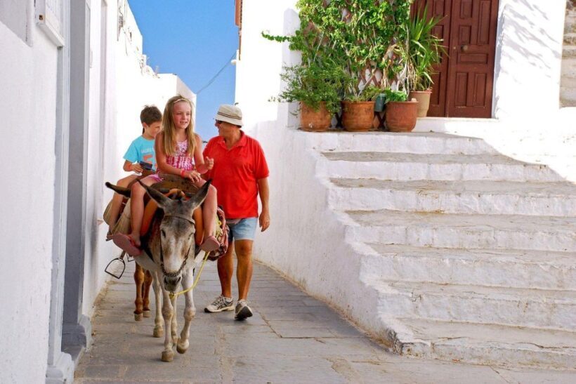 From Rhodes City: Evening Bus Trip To Lindos - Key Points