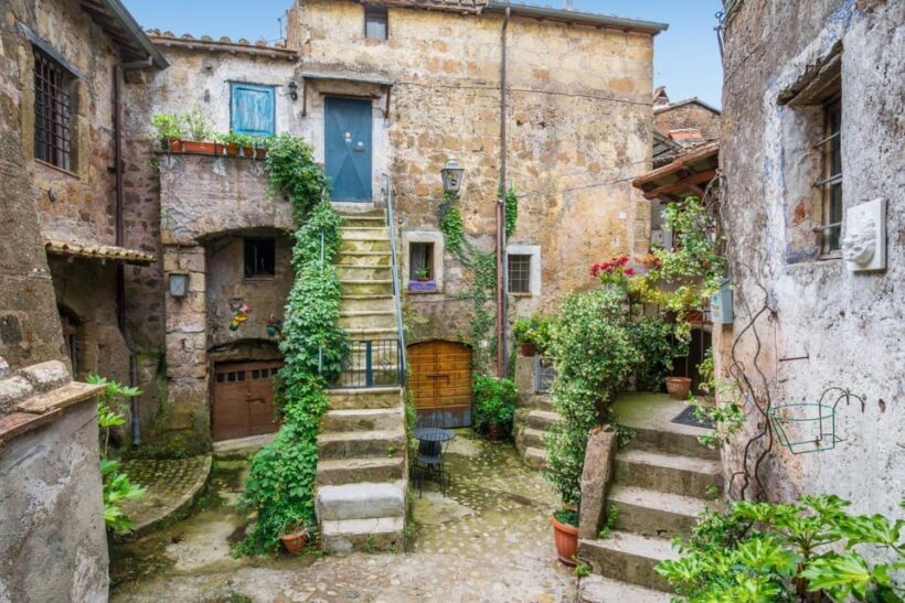 From Rome: Bracciano Lake & Calcata Day Trip, Wines & Lunch - Who Is This Tour Best For?