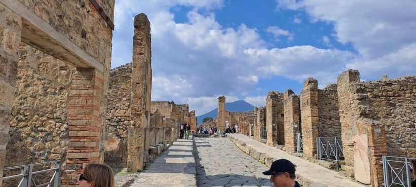From Rome: Pompeii, Amalfi Coast & Positano Day Tour - What Makes This Tour Stand Out?