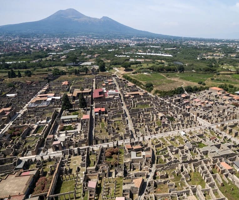 From Rome: Pompeii and Mount Vesuvius Day Trip - Key Points