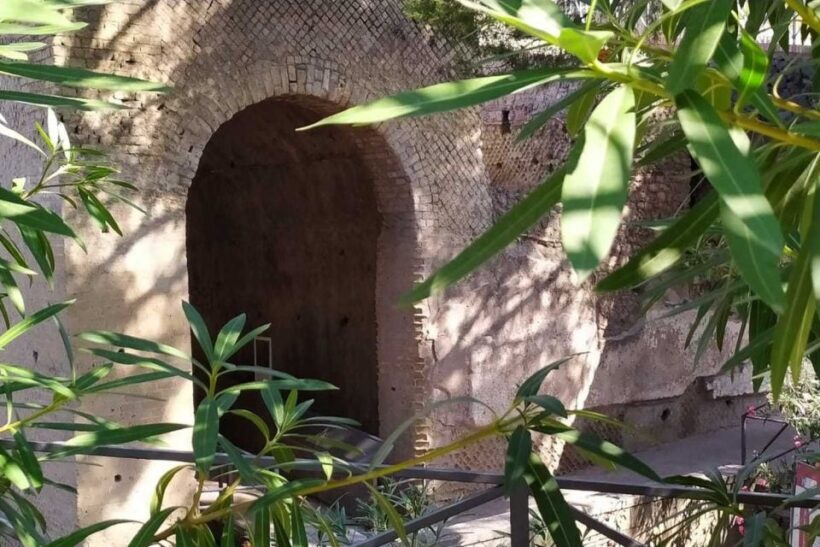 From Rome: Pompeii & Naples Small-Group Day Tour with Lunch - FAQs