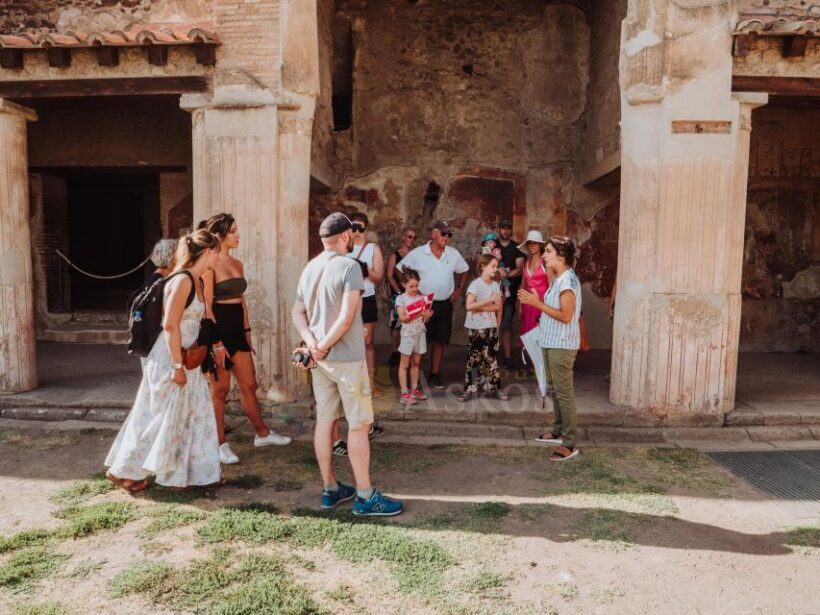 From Rome: Transfer to Amalfi Coastline via Pompeii - Who Is This Tour Best For?