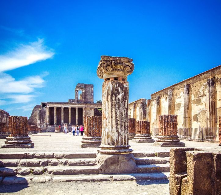 From Rome: Vesuvius, Pompeii & Amalfi 3 day tour - Key Points