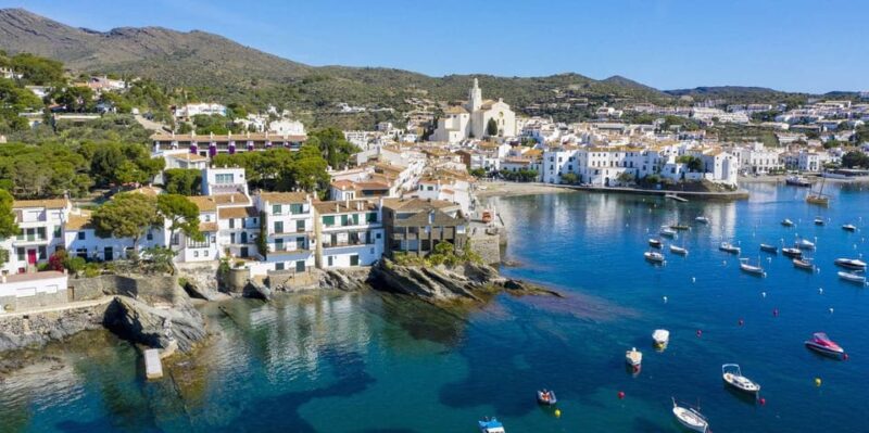 From Roses: Boat trip and visit Cadaqués all day - The Sum Up