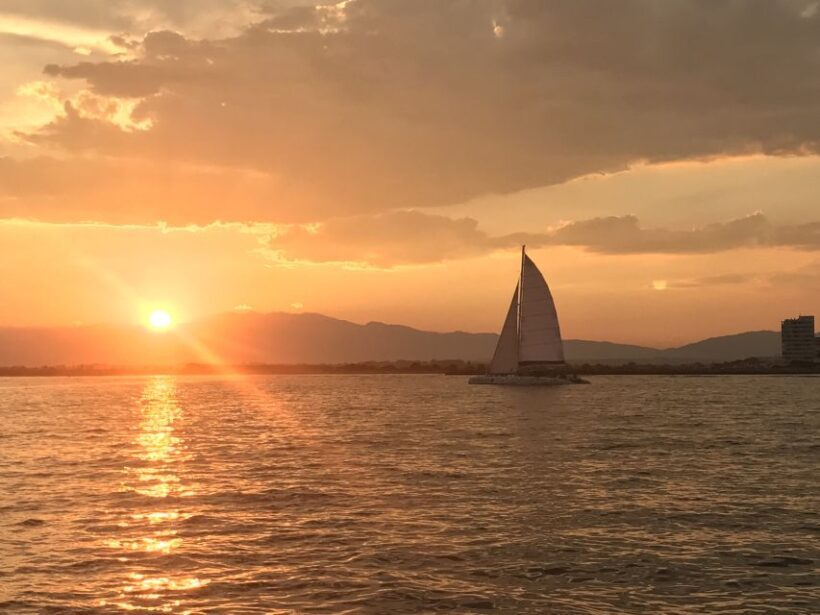 From Roses: Sunset Catamaran Cruise - An Honest Look at the Sunset Catamaran Cruise