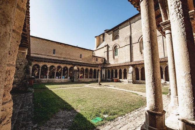 From Saint-Emilion : Electric Bike Day Tour With Wine Tastings and Picnic Lunch - Meeting Point and Schedule