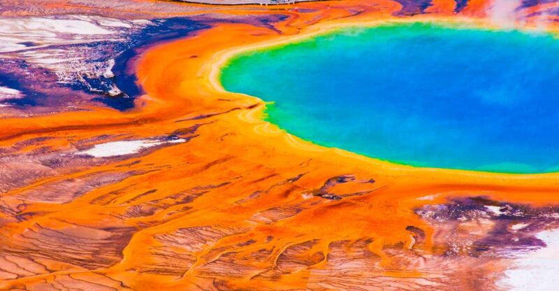 From Salt Lake City: Yellowstone and Tetons Parks in 4 Days - Transportation and Group Dynamics