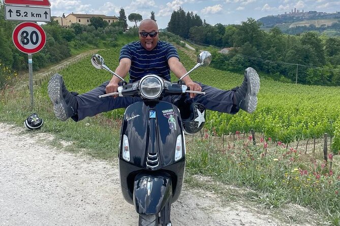 From San Gimignano: Tuscany Vespa Tour With Lunch & Wine Tasting - Past Traveler Experiences