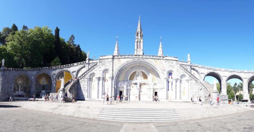 From San Sebastian: Lourdes Private Full-Day Tour - FAQ