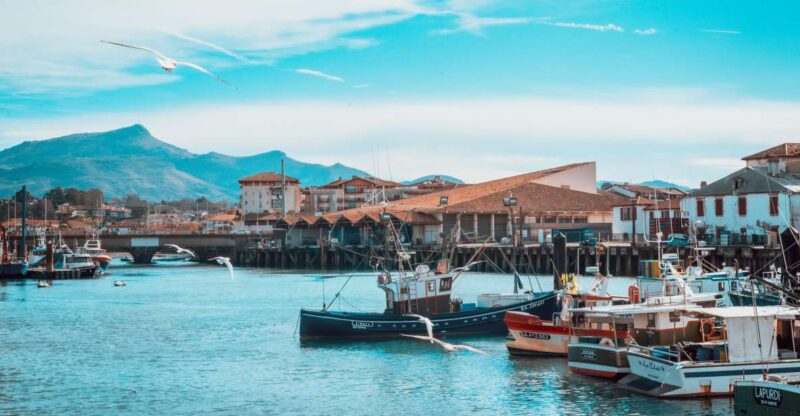 From San Sebastián: Private Biarritz & San Juan de Luz Tour - The Value of a Private Guided Tour