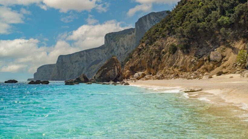 From Santa Maria Navarrese: Maxi dinghy tour in Orosei Gulf - FAQ