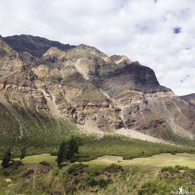 From Santiago: Maipo Canyon Volcano and Hot Spring Tour - Value for Money: What’s Included and What’s Not