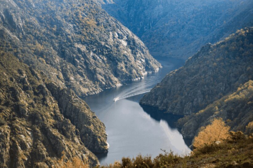 From Santiago: Ribeira Sacra History & Art Trip with Cruise - Who Should Consider This Tour?