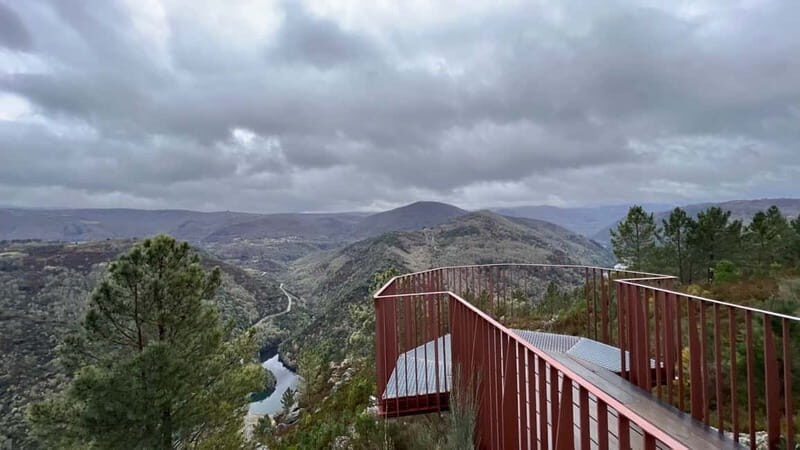 From Santiago: Ribeira Sacra & Sil River Canyon Boat Tour - Summary of the Tour’s Strengths and Considerations