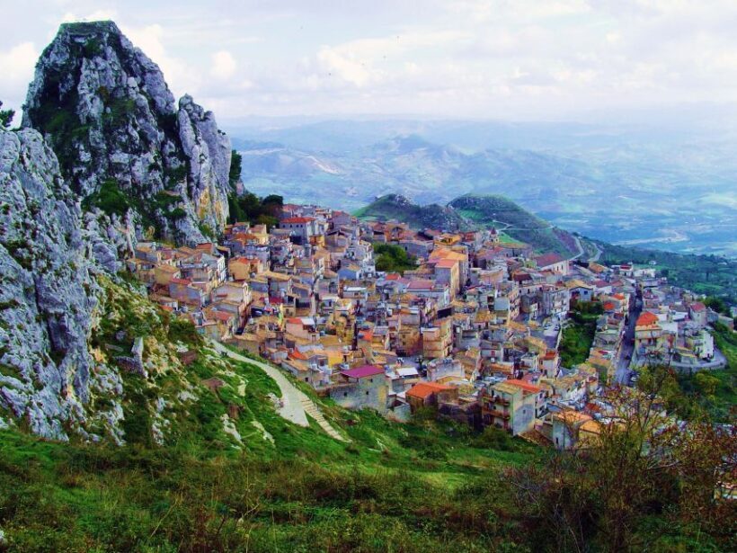 From Sciacca: Caltabellotta Private Tour with Food Tasting - Key Points