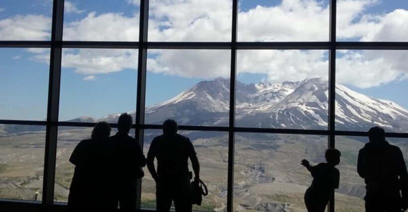 From Seattle: Mount Saint Helens Monument Private Day Trip - Who Should Book This Tour?