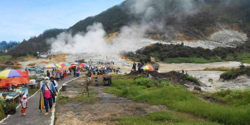 FROM SEMARANG: TRIP TO DIENG SUNRISE/CRATER/COLOR LAKE VIEW - Who Is This Tour Best For?