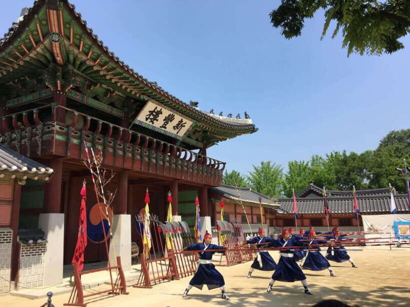 From Seoul: Starfield Library, Hwaseong , Gwangmyeong Cave - Key Points