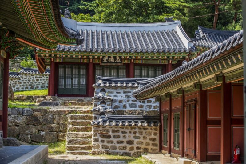 From Seoul: Suwon Hwaseong Fortress & Folk Village Tour - Key Points