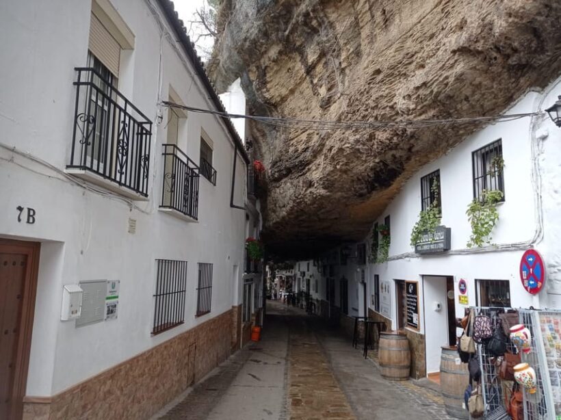 From Sevilla: Private tour Ronda and Setenil with bullring - Key Points
