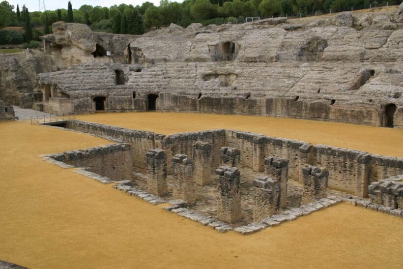 From Seville: Half-Day Guided Bike Trip to Italica - Exploring the Tour: An In-Depth Look