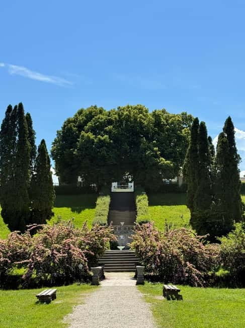 From Sibiu: Brambura Park and Brukenthal Palace - Key Points