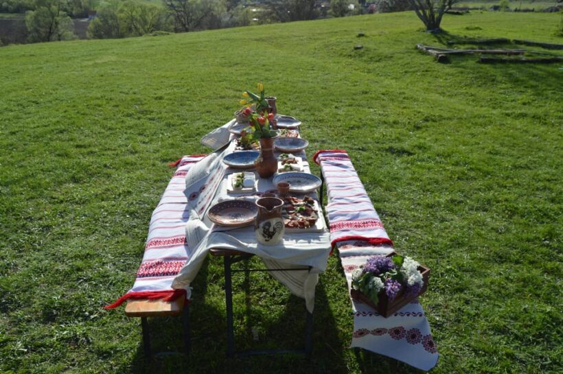 From Sibiu: Guided tour through the heart of Marginimea. - Transportation and Timing