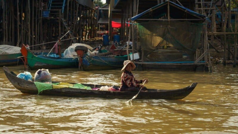 From Siem Reap: Kampong Phluk Floating Village Tour by Boat - Transportation, Timing, and Group Size