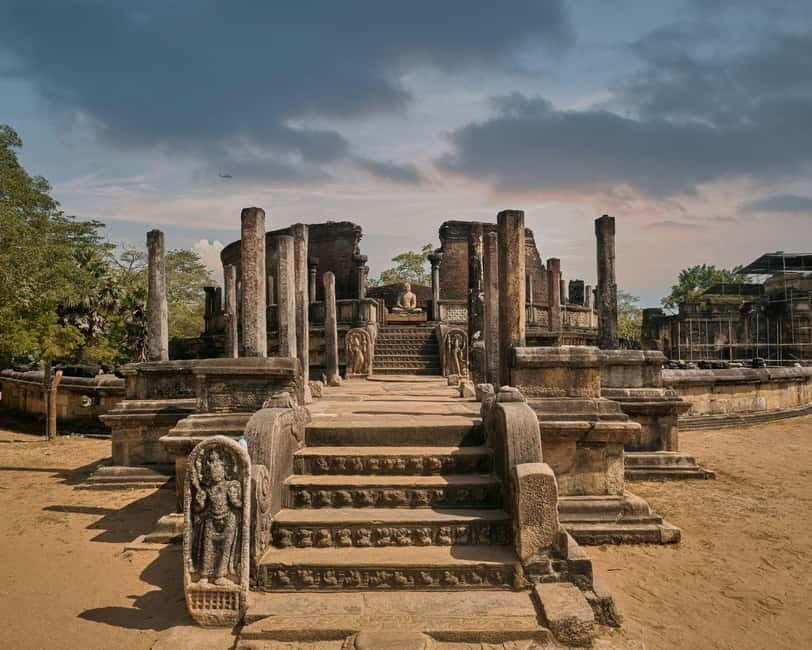 From Sigiriya: Polonnaruwa Ancient City & Minneriya Safari - Key Points