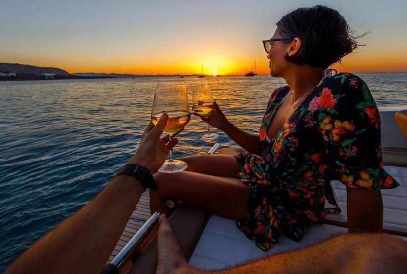 From Sorrento: Capri Boat Tour Day & Night Experience - How the Experience Feels