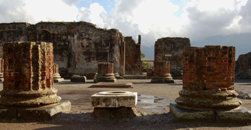 From Sorrento: Herculaneum and Pompeii Group Excursion - A Balanced Look at the Downsides