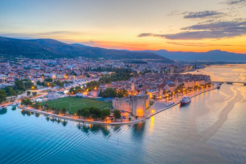 From Split: Blue Lagoon & Trogir Boat Trip with Snorkeling - Key Points