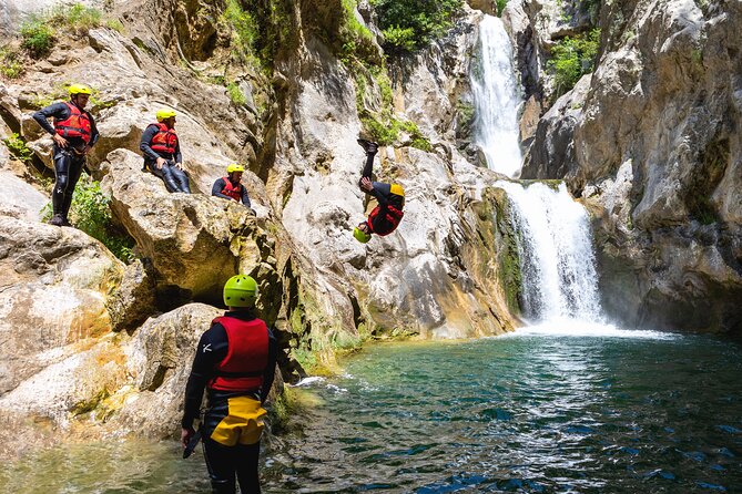 From Split/Šestanovac: Cetina River Canyoning - Safety and Participant Requirements