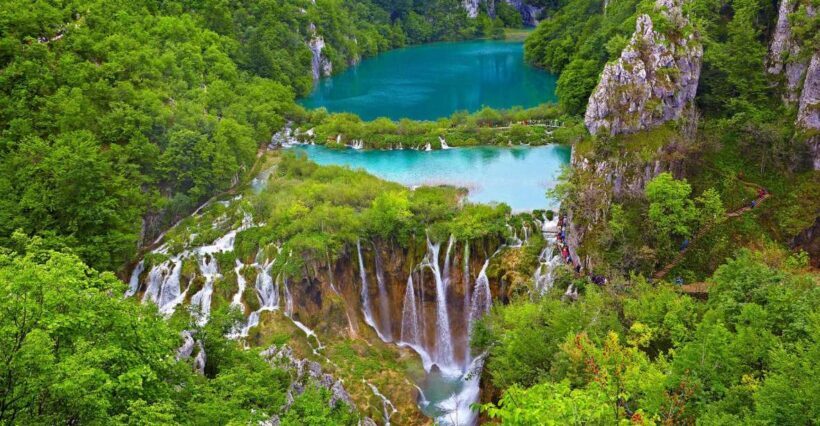 From Split: Transfer to Zagreb with Stop at Plitvice Lakes - Key Points